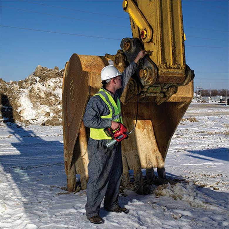 Milwaukee 2646-22CT - M18 2 Speed Grease Gun Kit